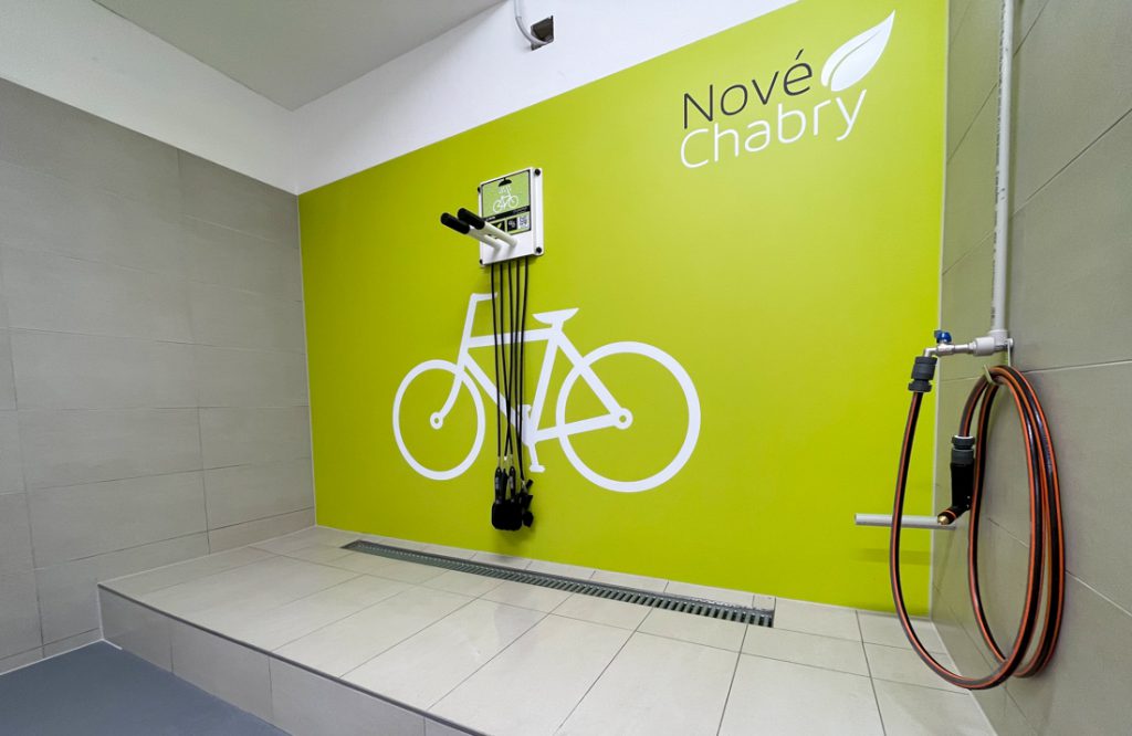 BIKE WASH POINT - IBOMBO AKVO - IBOMBO | Public Bike Repair Station